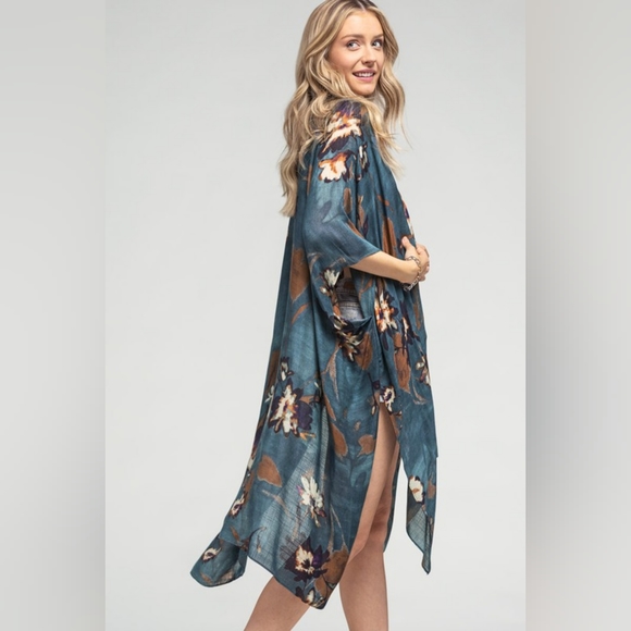 ruggine | Kimonos & Yukatas | Bohemian Blue Floral Print Kimono W Side ...
